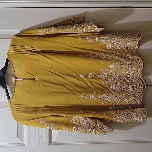 MELLODAY | Tops | Melody Embroidered Top | Poshmark